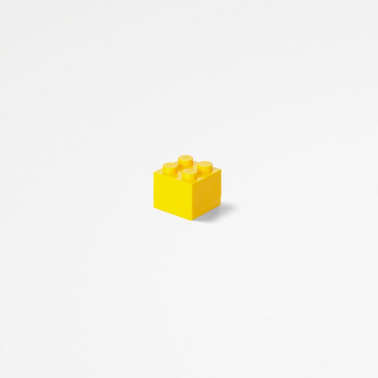 LEGO Minifigure Display Case - Room Copenhagen